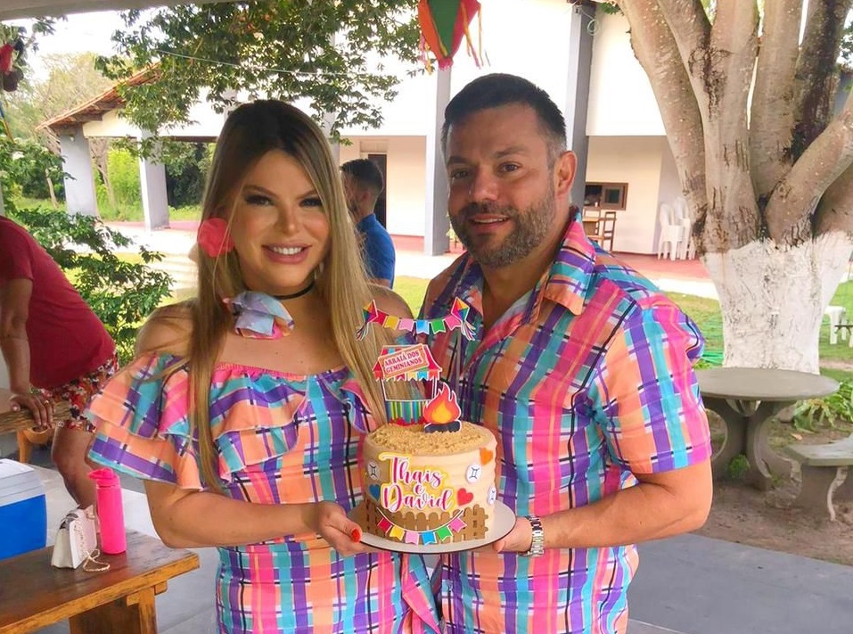 Thaís Sousa e Ronald David realizam arraiá para celebrar aniversário duplo - Frisson Online